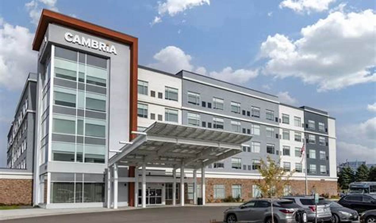 Best Cambria Hotel: MOA & MSP Airport Access